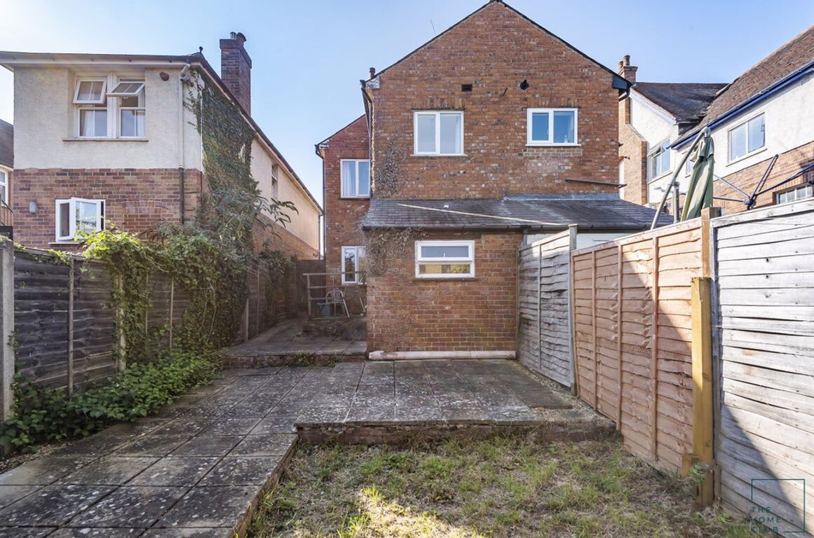 4 bedroom house for rent Madrid Road Surrey, GU2 7NU | UniHomes