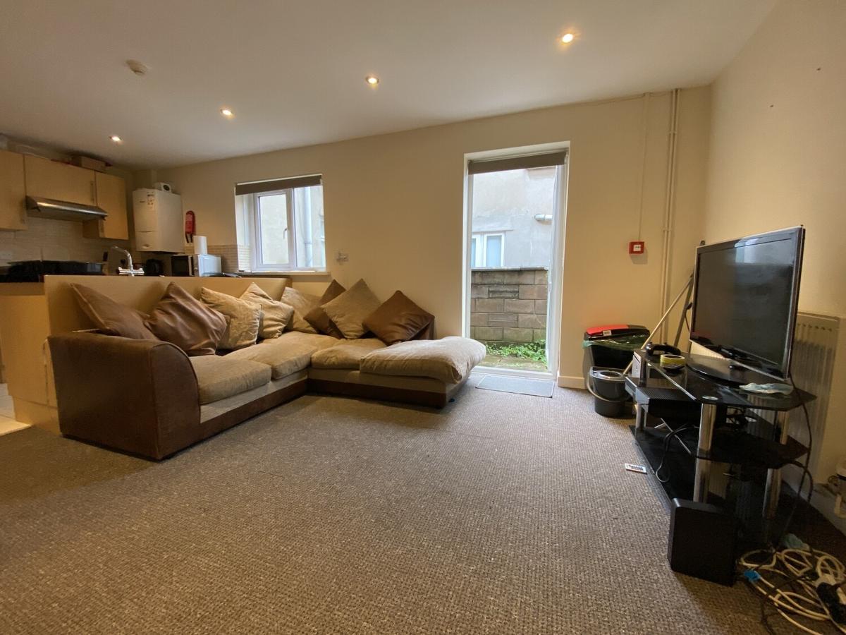 2 bedroom apartment for rent Gold Street, Cardiff, CF24 0LF | UniHomes