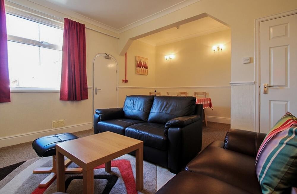 4 bedroom house for rent Cosmeston Street, Cardiff, CF24 4LQ | UniHomes