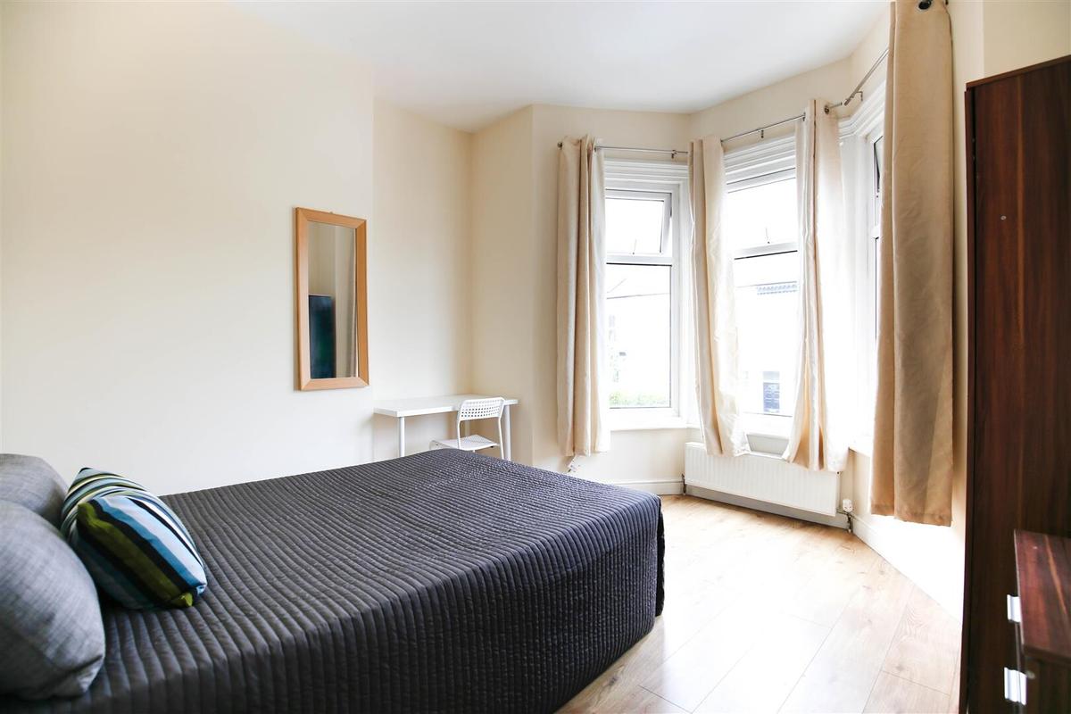 3 bedroom apartment for rent Meldon Terrace, Newcastle, NE6 5XP | UniHomes