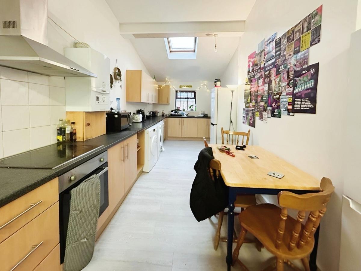 5 bedroom house for rent Cawdor Road Manchester, M14 6LR | UniHomes