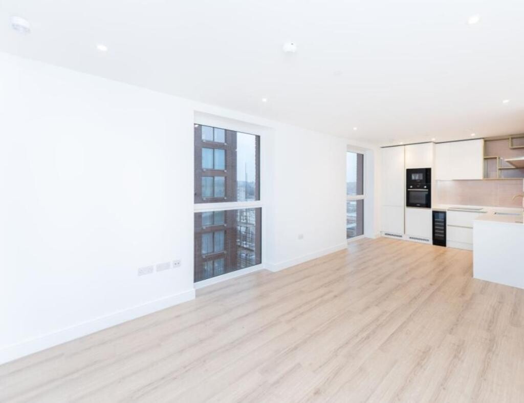 2 bedroom apartment for rent 12 Quay Walk London, HA0 1BE | UniHomes