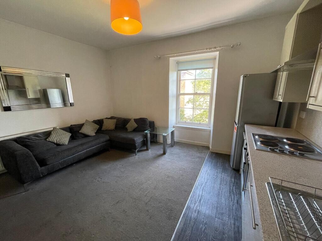 3 bedroom apartment for rent Polepark Road Dundee, DD1 5QS | UniHomes