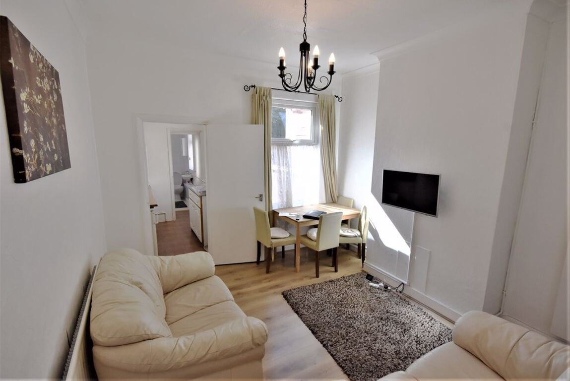 3 bedroom house for rent Dorset Road, Coventry, CV1 4ED | UniHomes