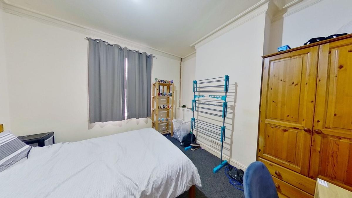 4 bedroom house for rent Woodborough Road Nottingham, NG3 1AZ | UniHomes