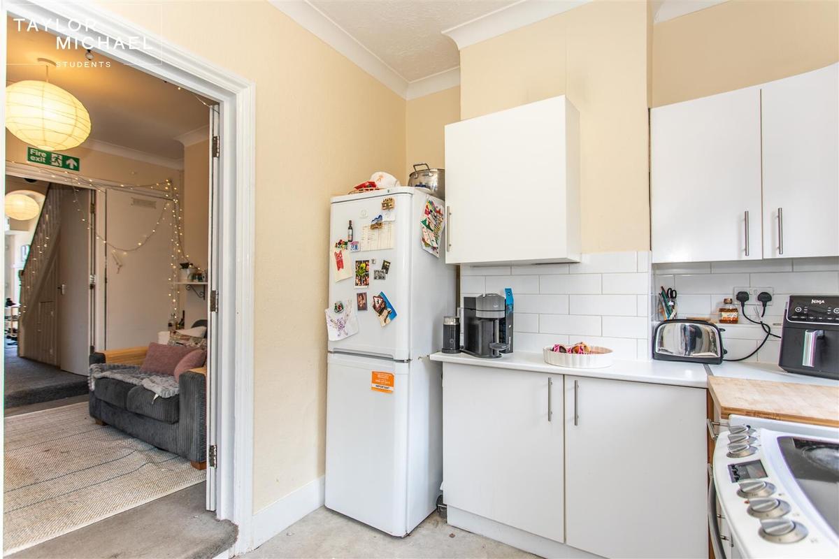 5 bedroom house for rent Whippingham Road Brighton, BN2 3PG | UniHomes