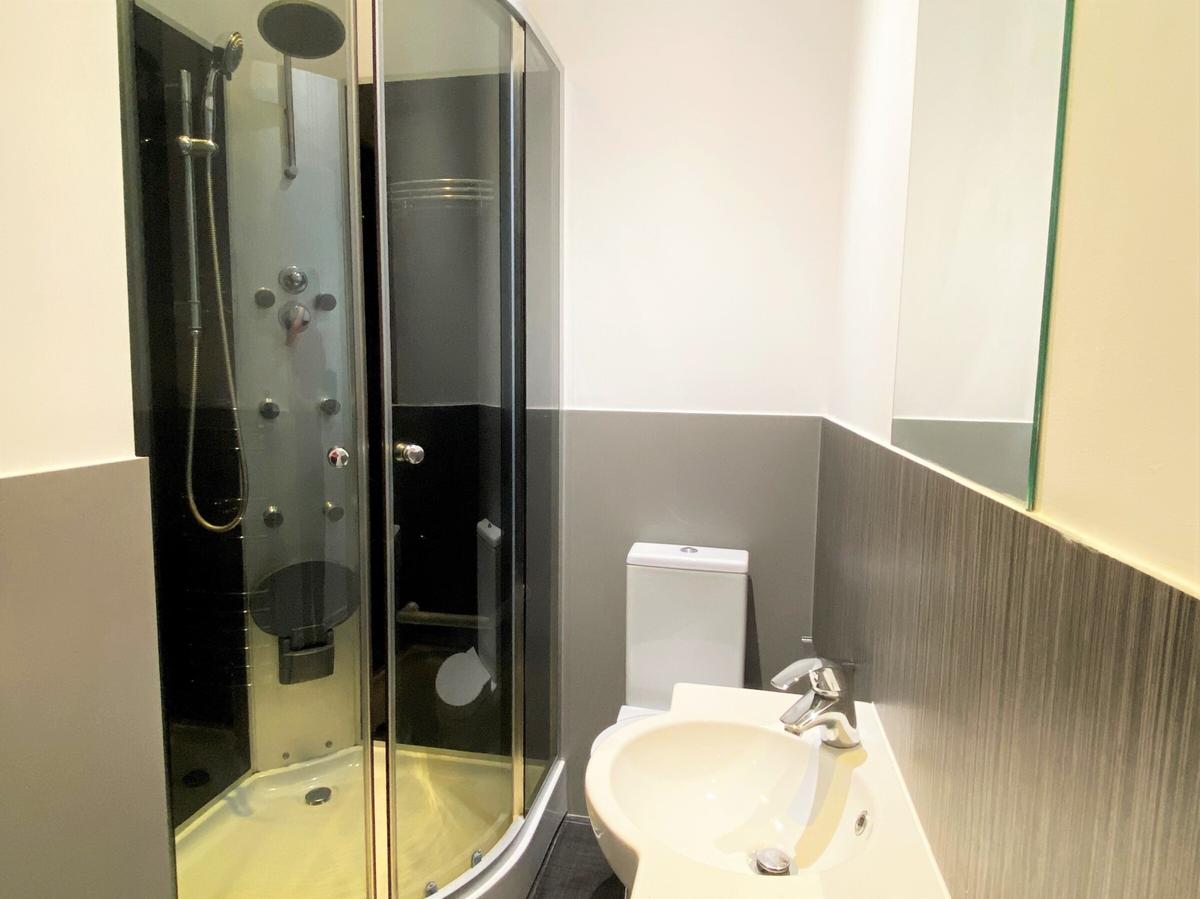 1 bedroom apartment for rent Guildford Park Road, Flat 11, Surrey, GU2 ...