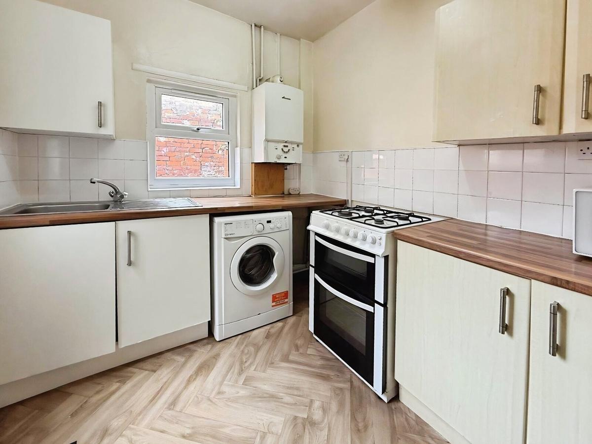 3 bedroom house for rent Honor Street, Manchester, M13 0WY | UniHomes