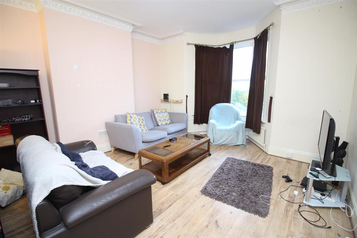 5 bedroom house for rent Rothbury Terrace, Newcastle, NE6 5XH | UniHomes