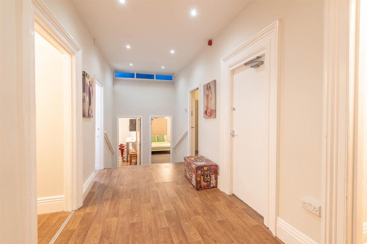 7 bedroom house for rent Tapton House Road, Sheffield, S10 5BY | UniHomes