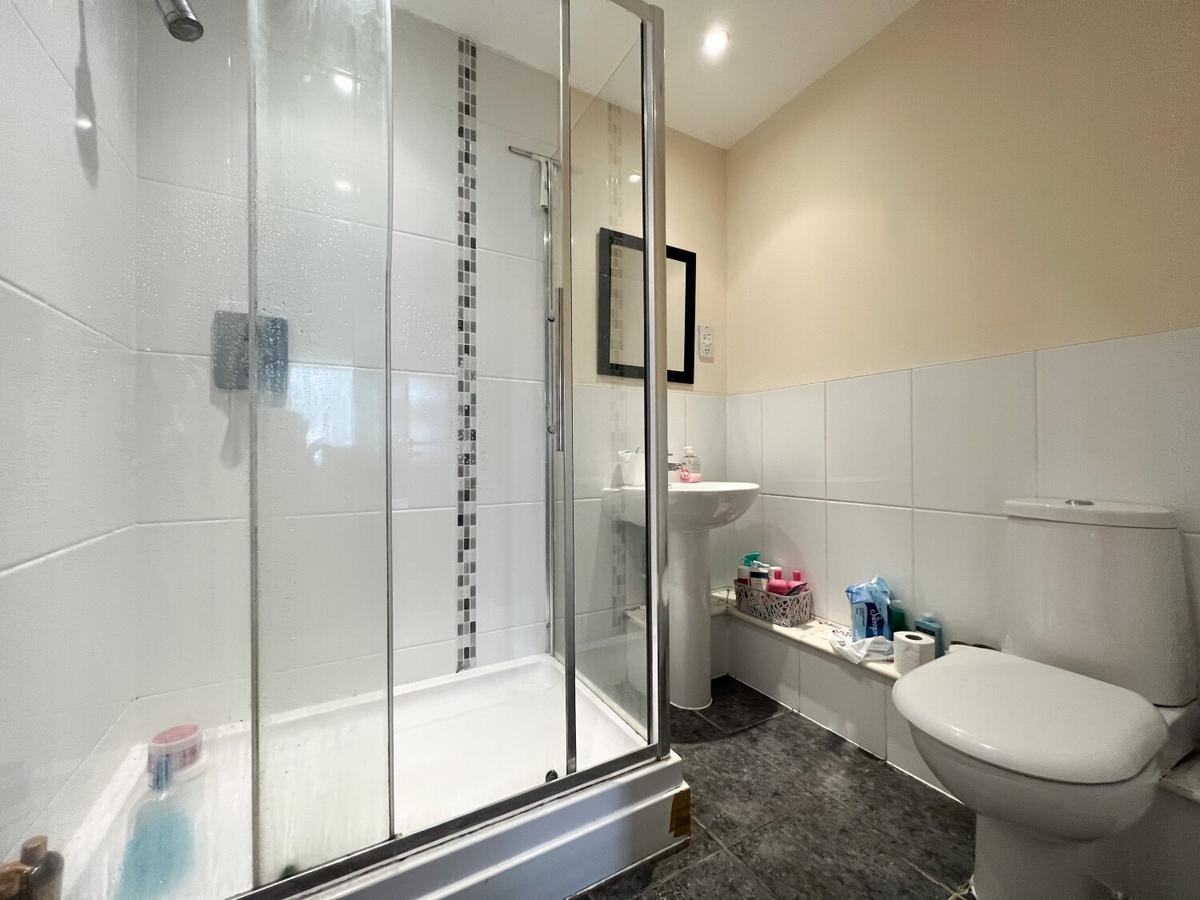 2 bedroom apartment for rent Nice House, Cardiff, CF10 5NX | UniHomes