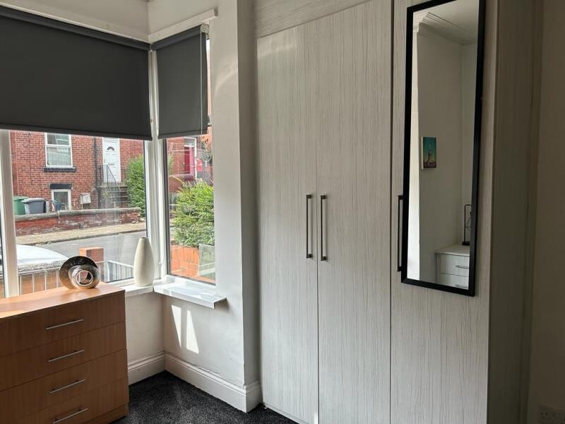 6 bedroom house for rent Beechwood View, Leeds, LS4 2LP | UniHomes