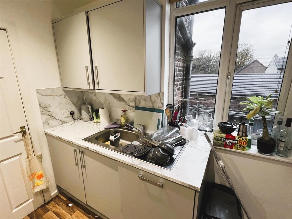 4 bedroom apartment for rent Mauldeth Road Manchester, M14 6SP | UniHomes