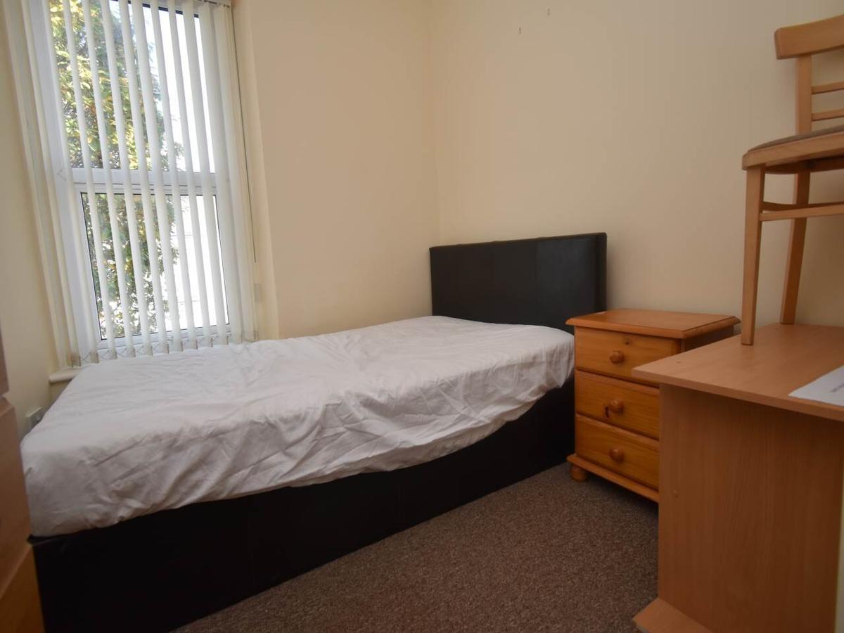2 bedroom apartment for rent Rhyddings Terrace, Brynmill, Swansea, SA2 ...