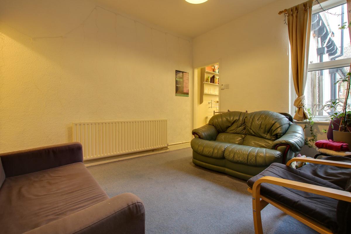 3 bedroom house for rent Hartopp Road, Leicester, LE2 1WF | UniHomes