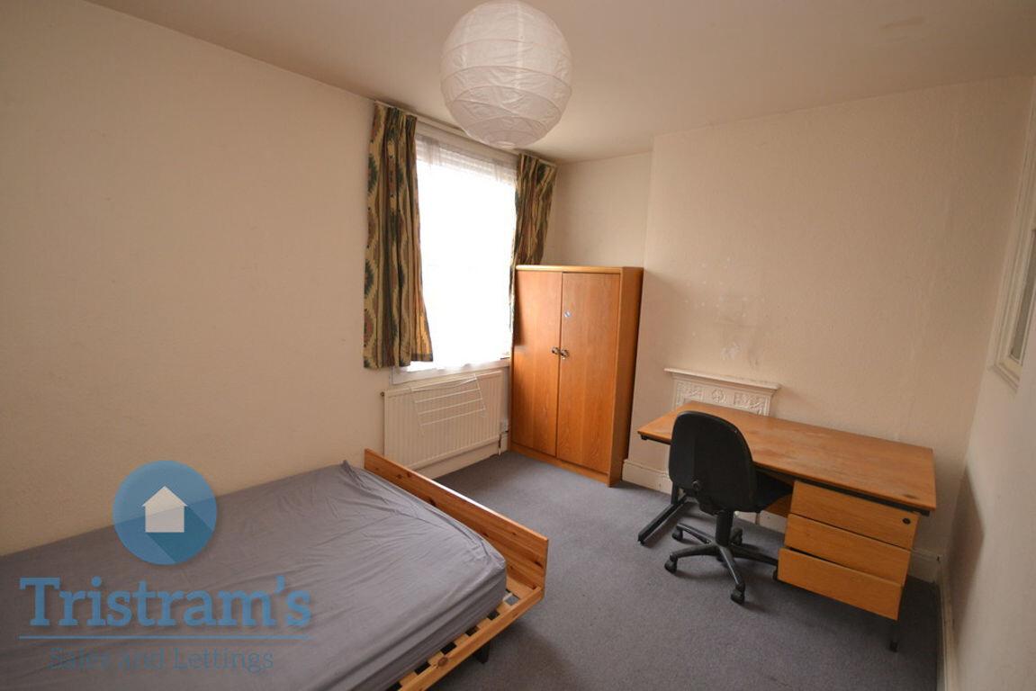 4 bedroom house for rent Woolmer Road Nottingham, NG2 2FD | UniHomes