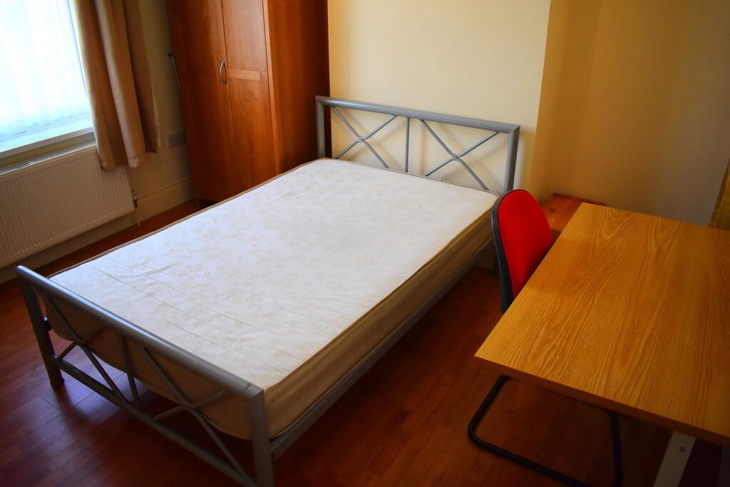 5 bedroom house for rent Fawcett Road, Portsmouth, PO4 0DF | UniHomes