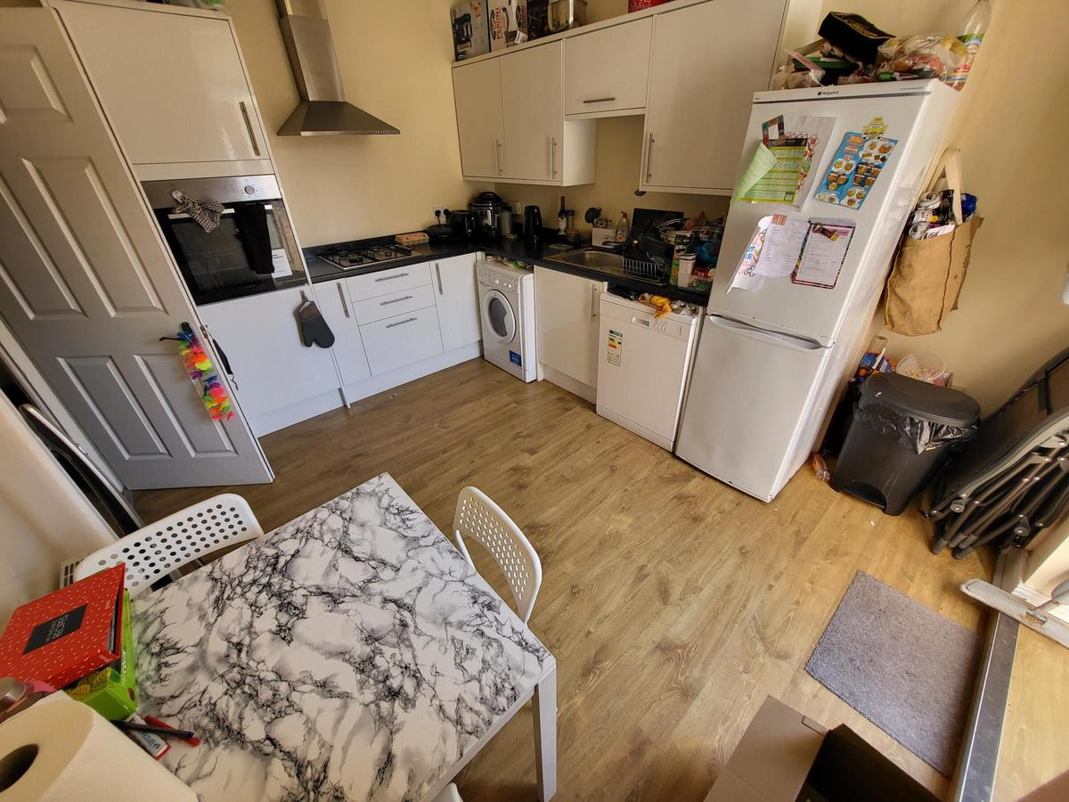 3 bedroom house for rent Chillingham Road, Newcastle, NE6 5XN | UniHomes