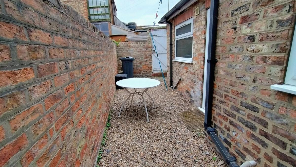 3 bedroom house for rent Hull Road York, YO10 3LQ | UniHomes