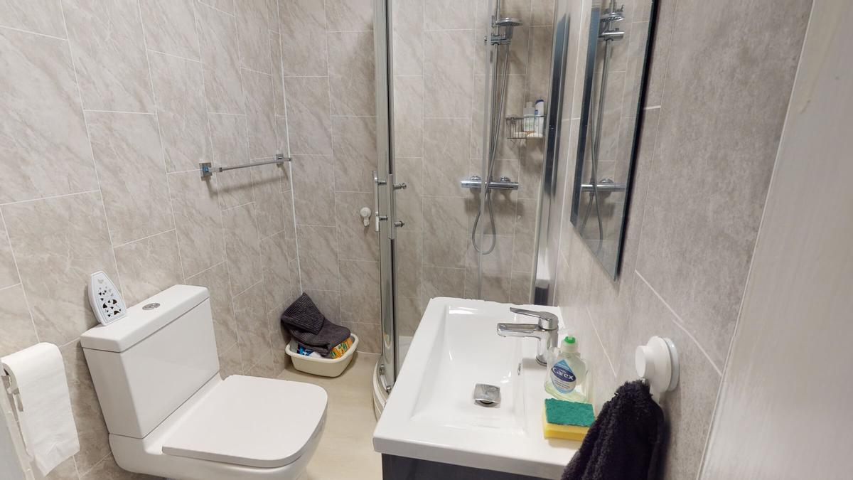 6 bedroom house for rent Oak Tree Lane Birmingham, B29 6HX | UniHomes