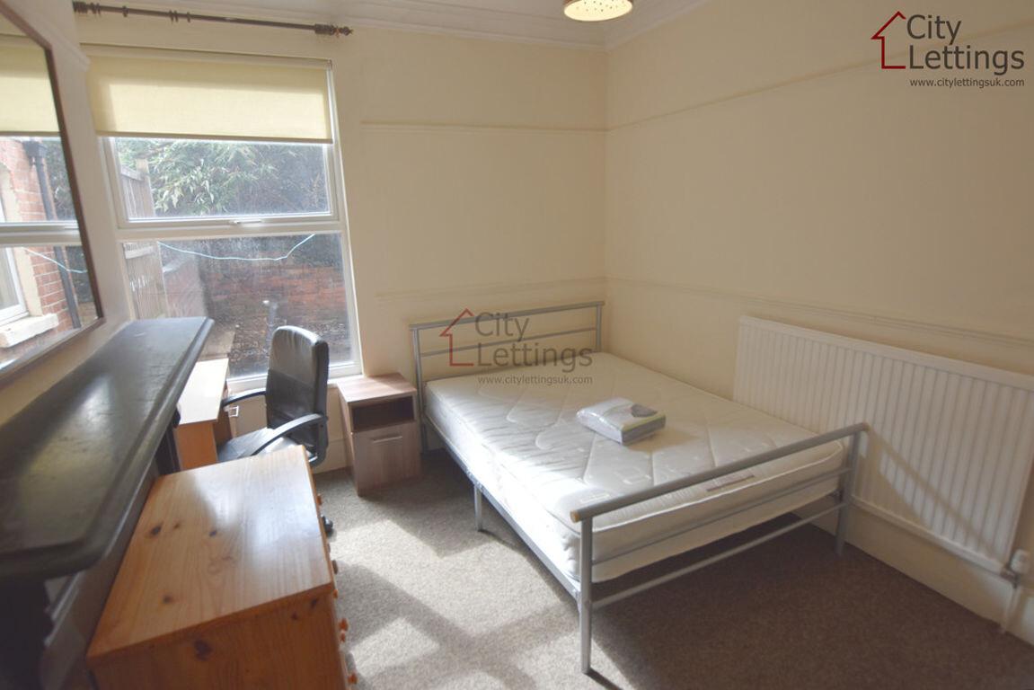 5 bedroom house for rent Lenton Boulevard, Nottingham, NG7 2FQ | UniHomes