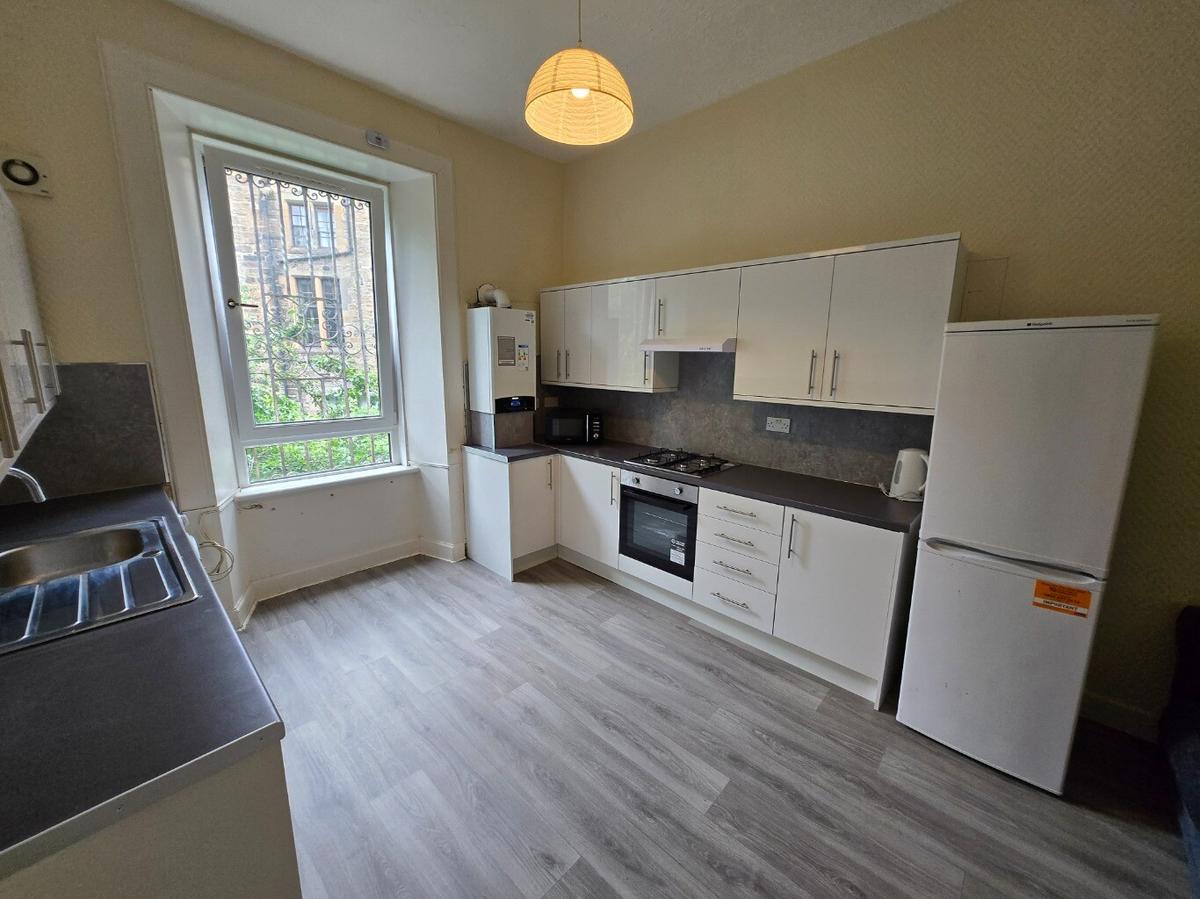 4 bedroom apartment for rent Brougham Street, Edinburgh, EH3 9JH | UniHomes
