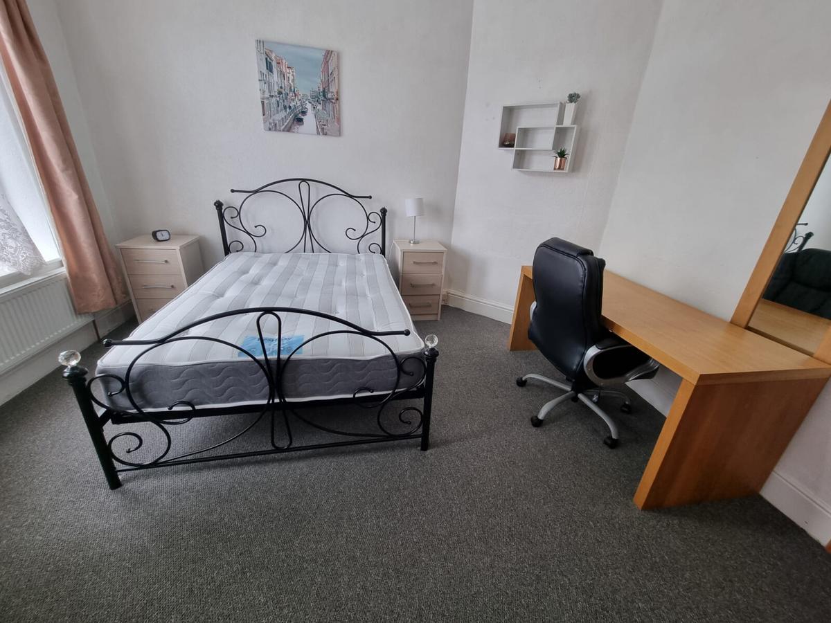 3 bedroom house for rent Manchester, Manchester, M14 5WJ | UniHomes