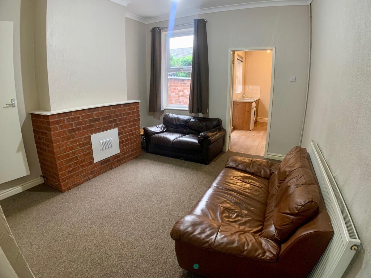 2 bedroom house for rent Grasmere Street Leicester, Leicester, LE2 7FS ...