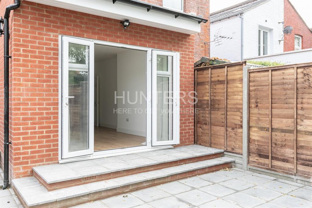 3 bedroom apartment for rent Larch Road, London, NW2 6SH | UniHomes