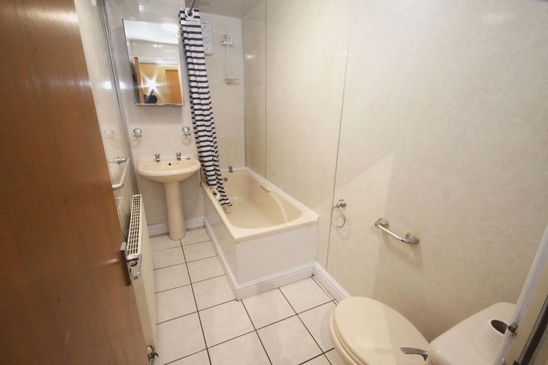 7 bedroom house for rent Manor House Road Newcastle, NE2 2LY | UniHomes