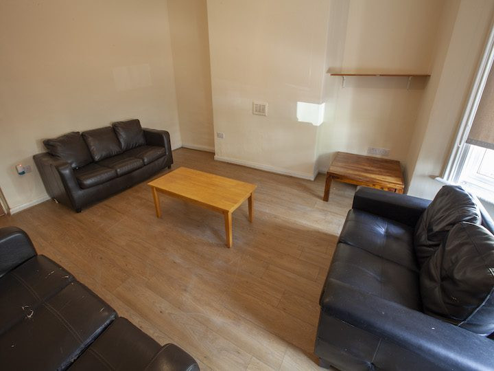 7 bedroom house for rent Manor House Road Newcastle, NE2 2LY | UniHomes