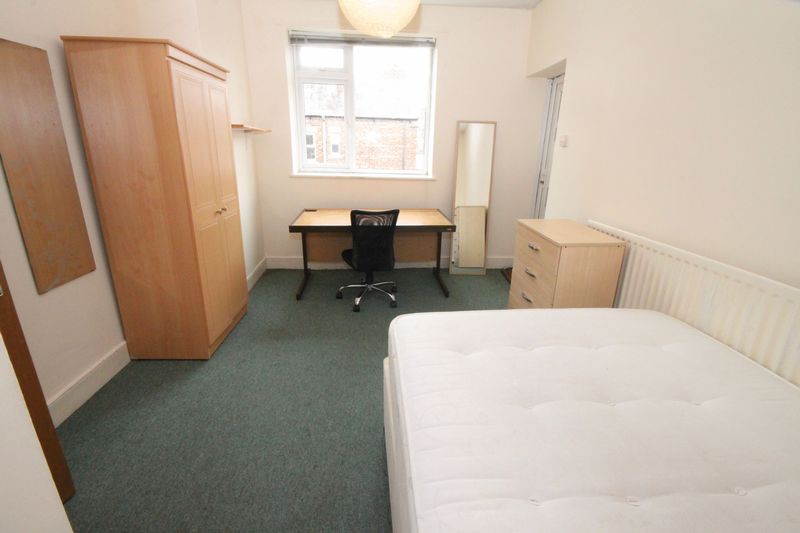 7 bedroom house for rent Manor House Road Newcastle, NE2 2LY | UniHomes