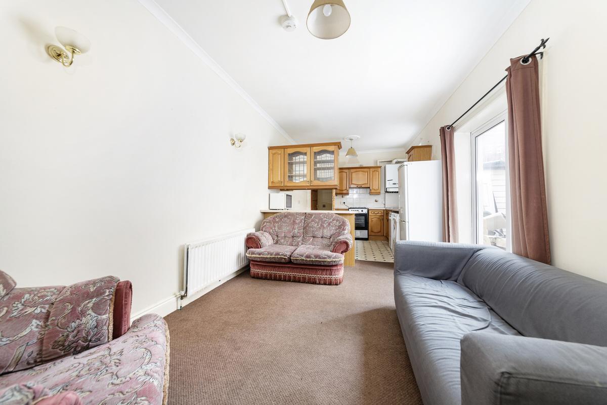 2 bedroom apartment for rent Queens Road (Lower) Newcastle, NE2 2PR ...