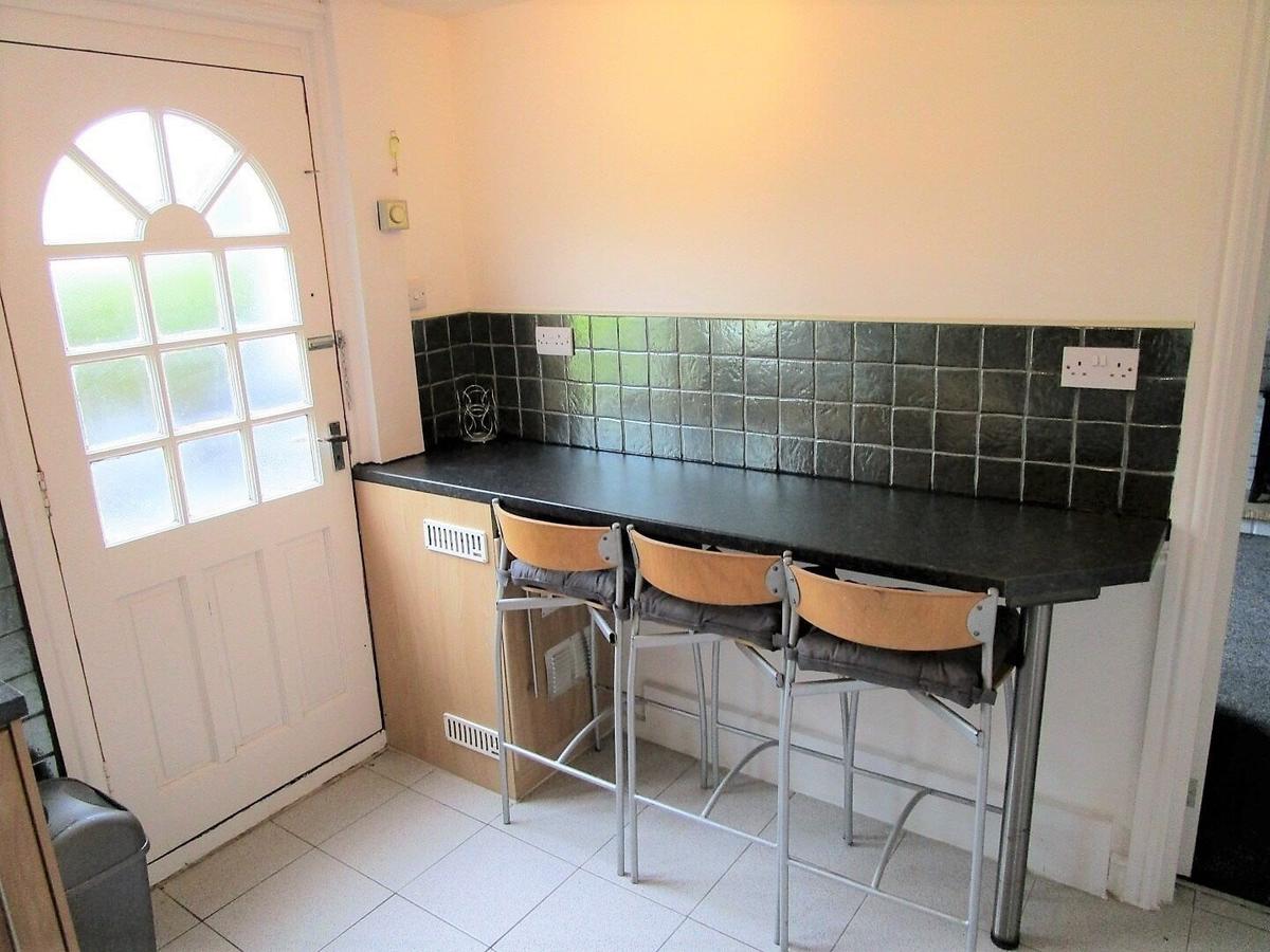 4 bedroom house for rent Woodbridge Fold Leeds, LS6 3LX | UniHomes