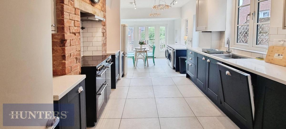 6 bedroom house for rent Waverley Avenue Exeter, EX4 4NL | UniHomes