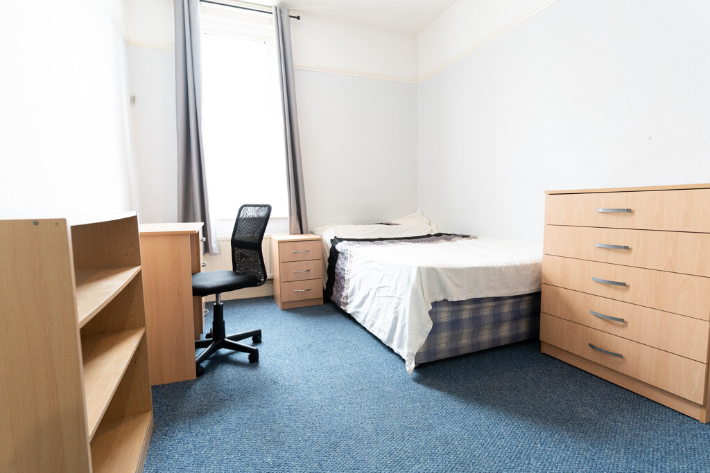 8 bedroom apartment for rent London Road, Southampton, SO15 2AE | UniHomes