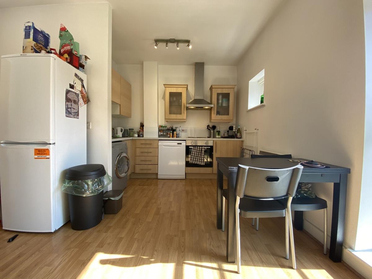2 bedroom apartment for rent Central Court, Cardiff, CF24 1DJ | UniHomes