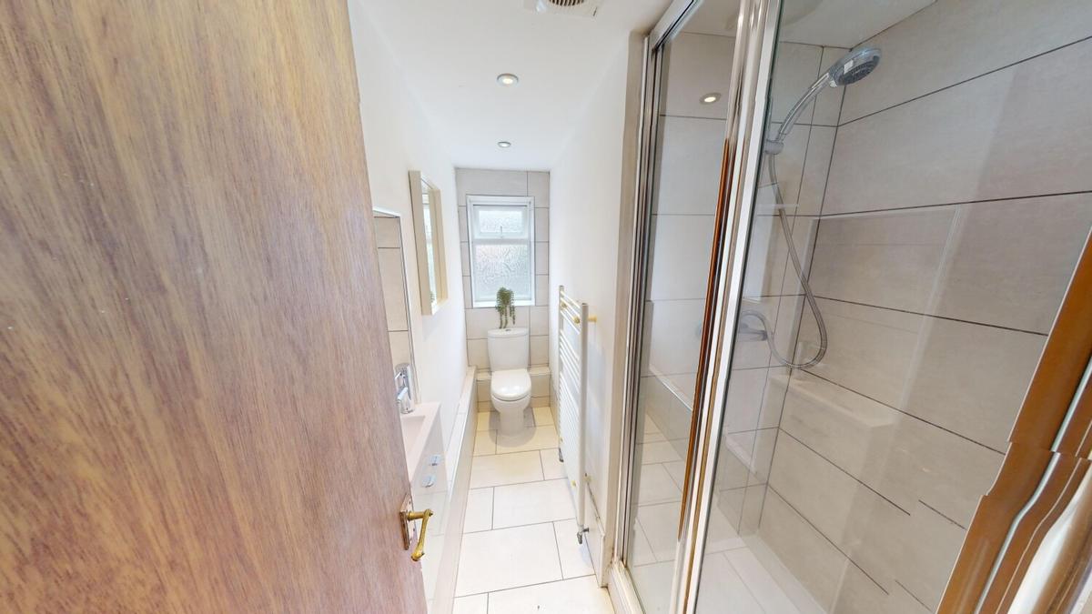 5 bedroom apartment for rent 16A Colville Street Nottingham, NG1 4HQ ...