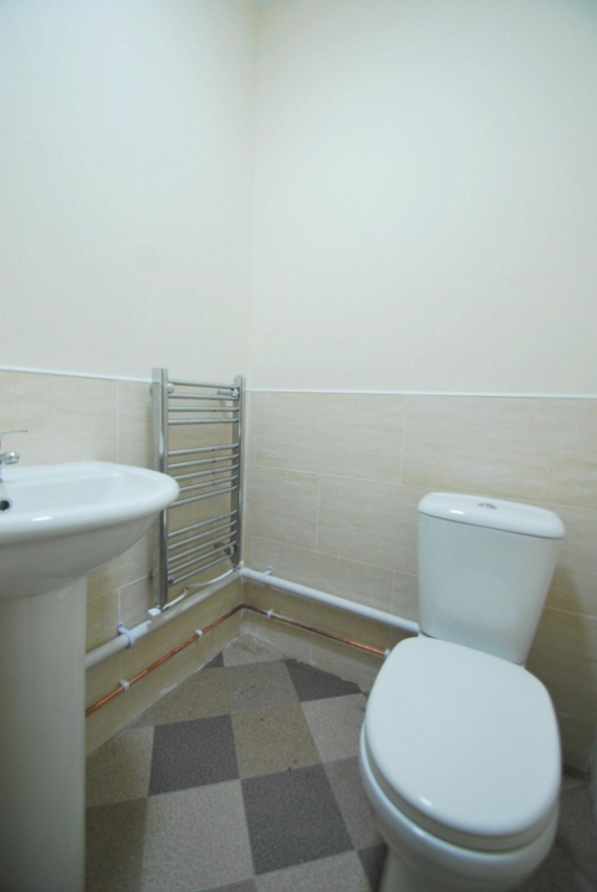 8 bedroom house for rent Llantrisant Street Cardiff, CF24 4JE | UniHomes