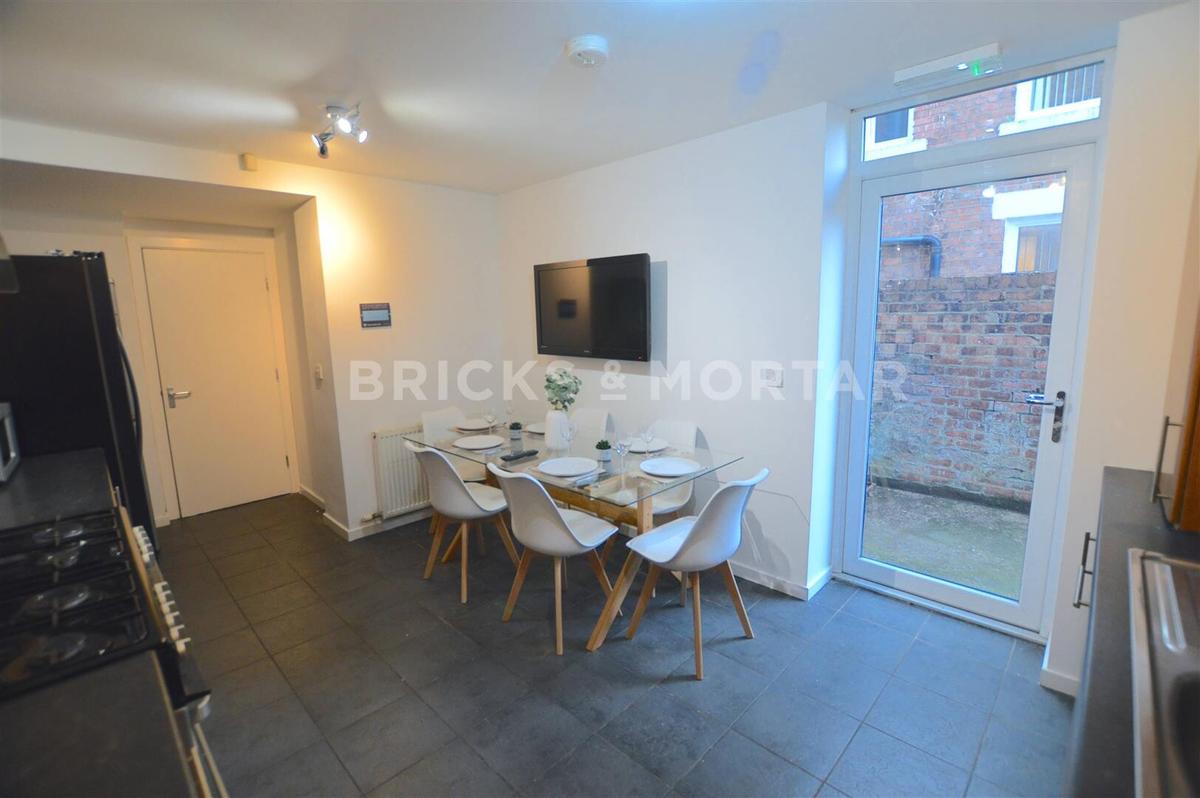 9 bedroom house for rent Rothbury Terrace Newcastle, NE6 5XH | UniHomes