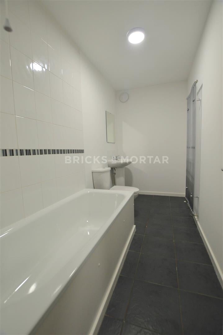 9 bedroom house for rent Rothbury Terrace Newcastle, NE6 5XH | UniHomes