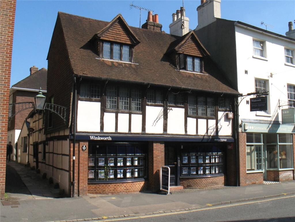 3 bedroom house for rent West Street, Surrey, GU9 7EN | UniHomes