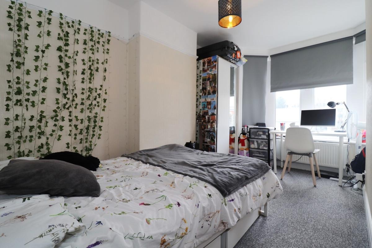 5 bedroom house for rent Maindy Road Cardiff, CF24 4HP | UniHomes