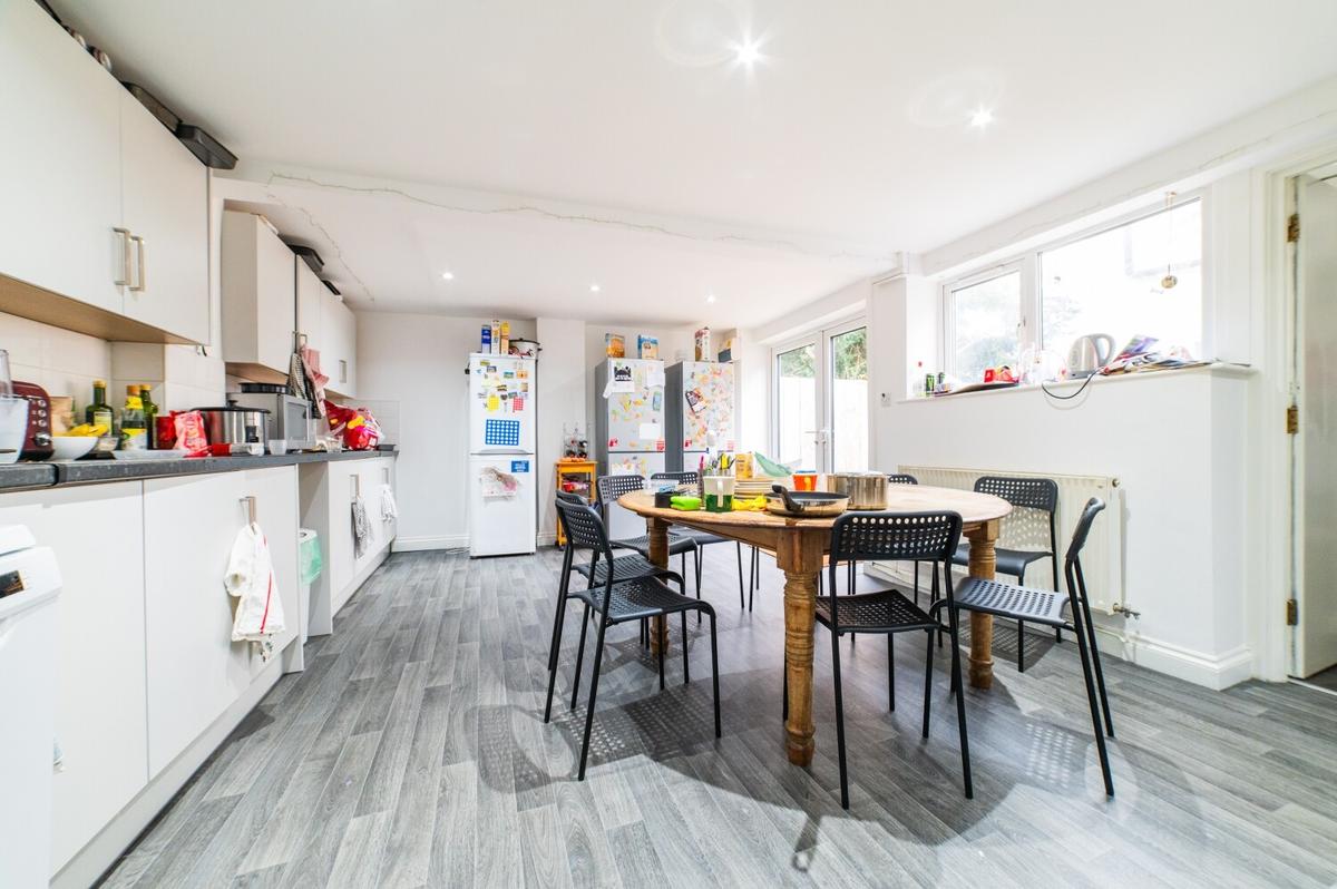 9 bedroom house for rent Fanny Street, Cardiff, CF24 4EH | UniHomes