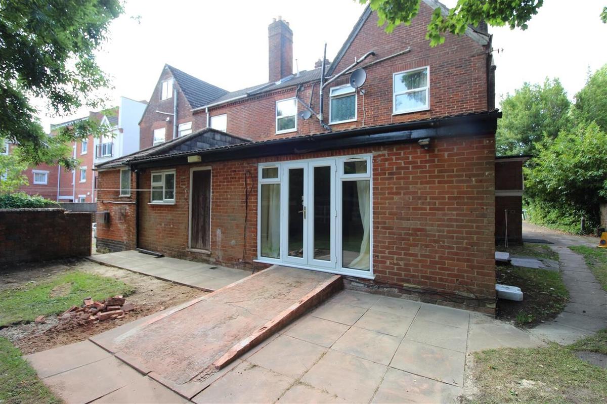 2 bedroom apartment for rent All Bills Included **** July 2025 ...