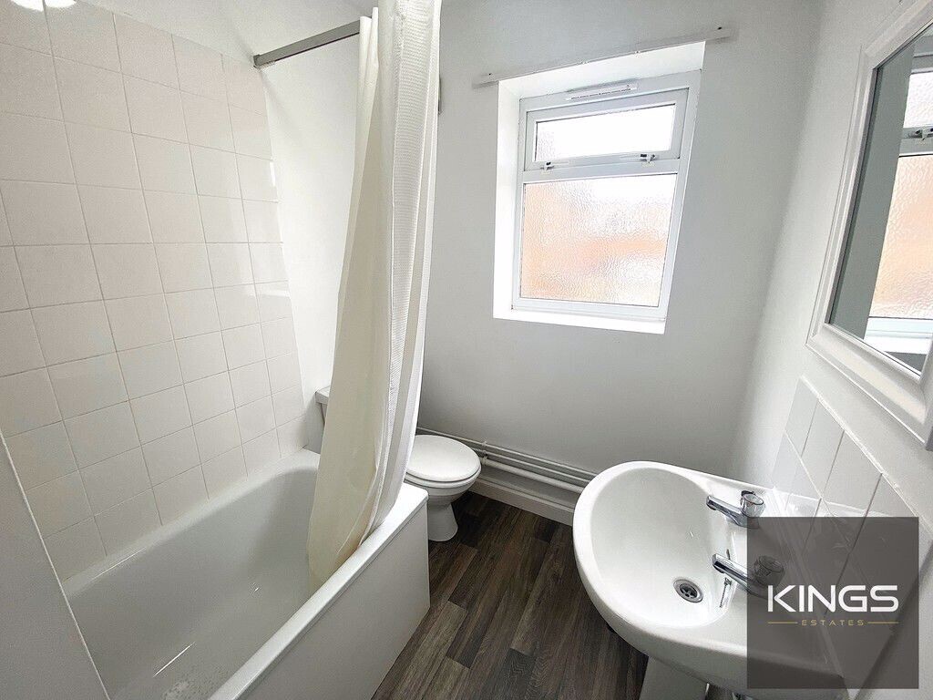 4 bedroom house for rent Fawcett Road, Portsmouth, PO4 0DF | UniHomes