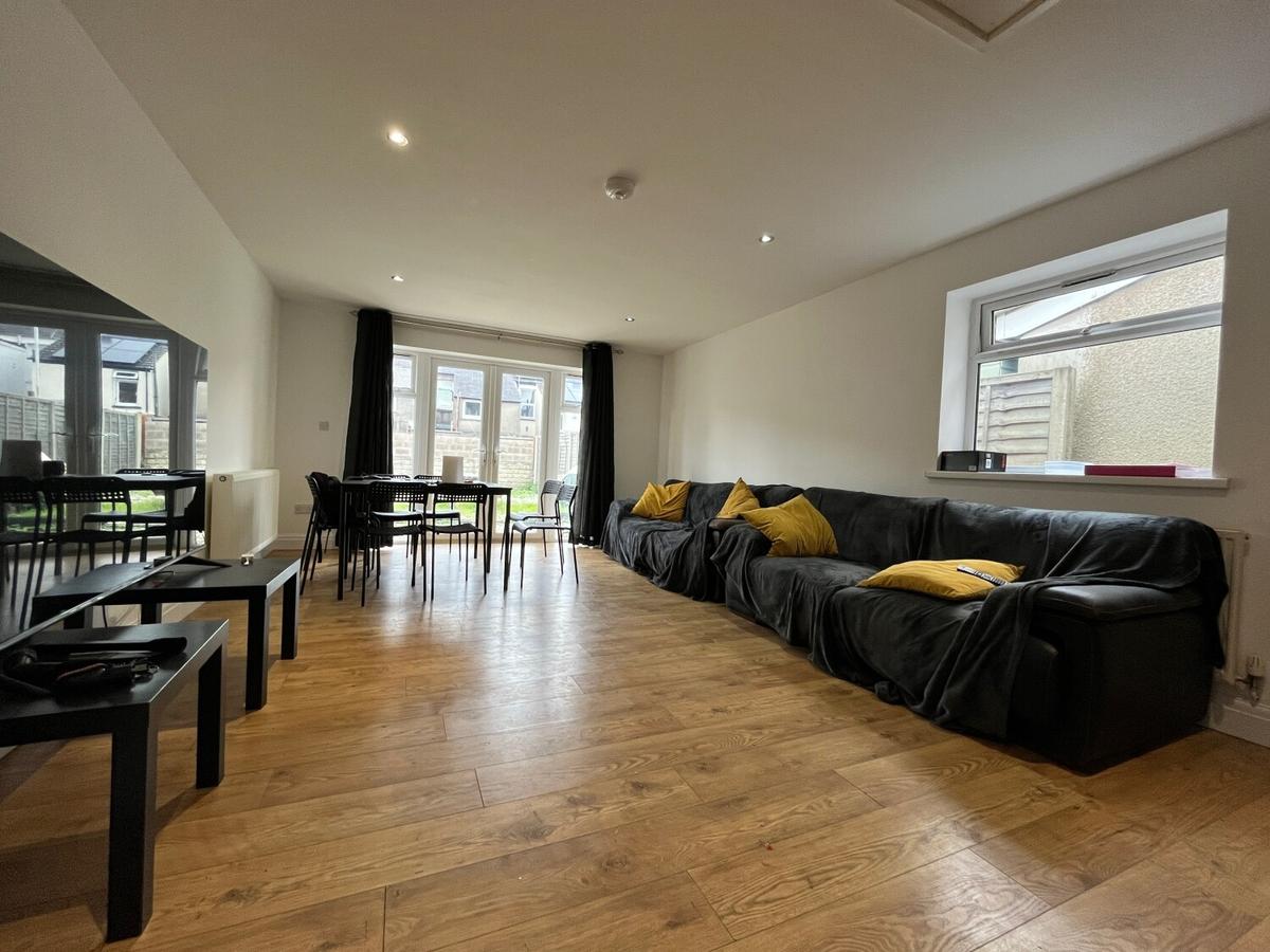 7 bedroom house for rent Maindy Road Cardiff, CF24 4HQ | UniHomes