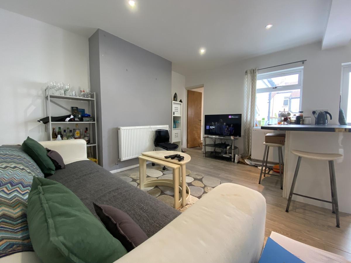 4 bedroom house for rent Maindy Road Cardiff, CF24 4HQ | UniHomes