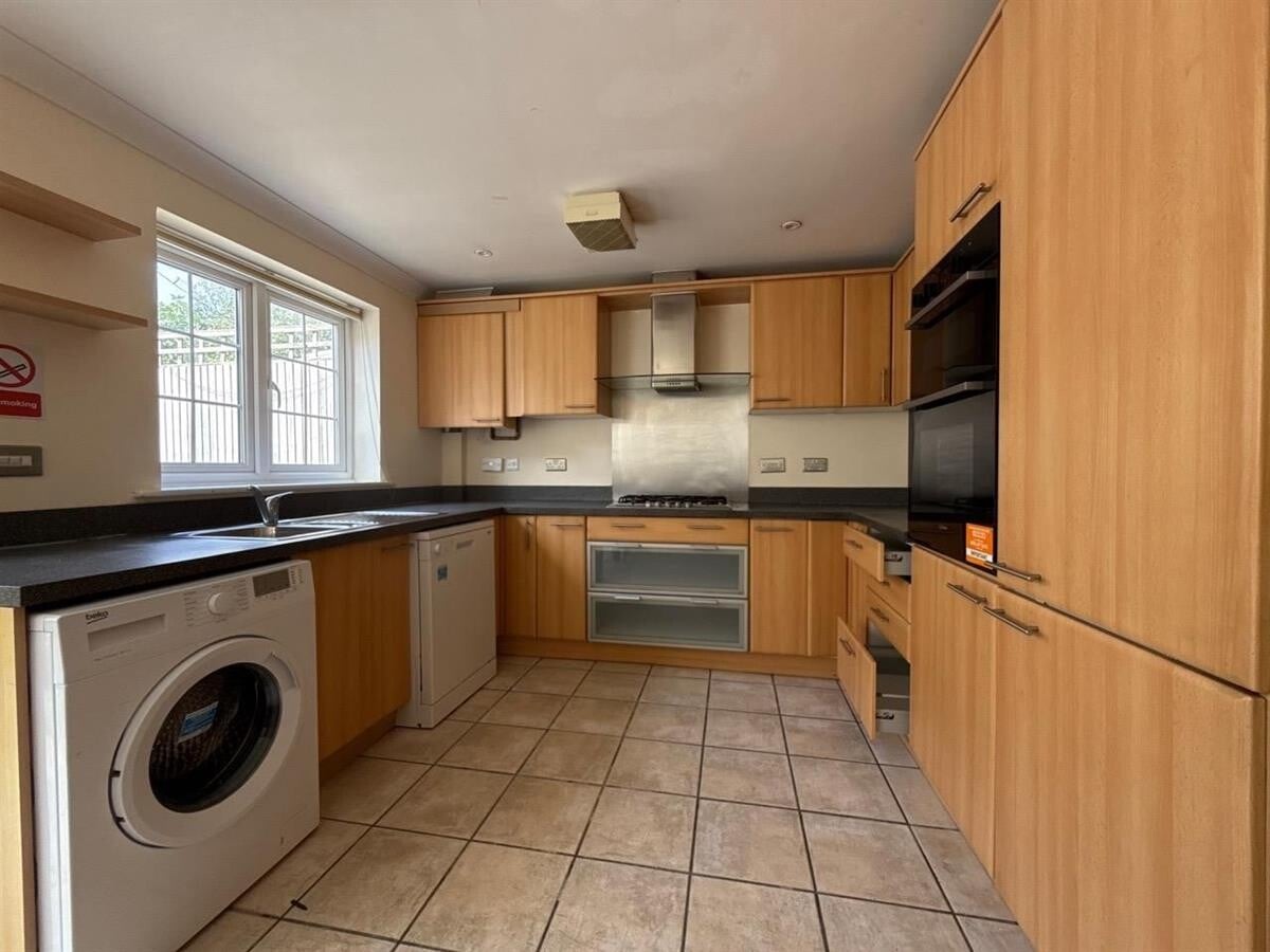 5 bedroom house for rent Reliance Way Oxford, OX4 2FU | UniHomes