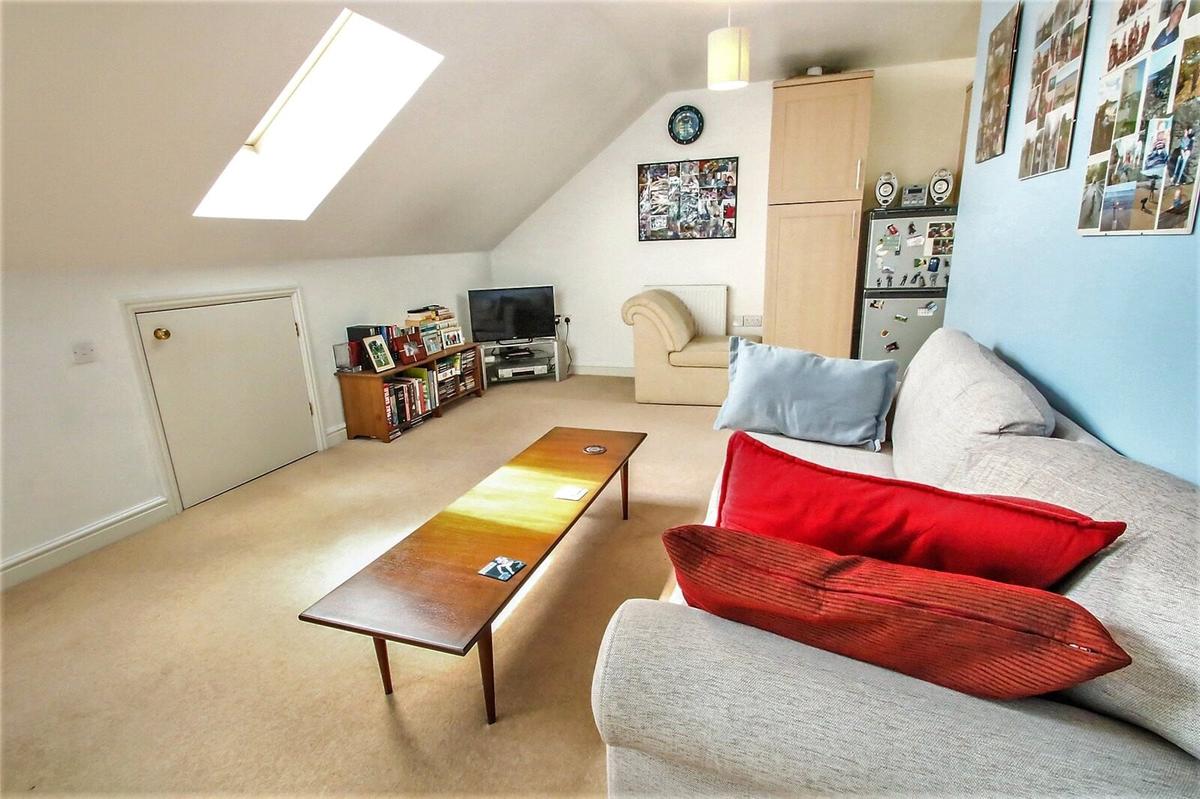 1 bedroom apartment for rent Albany Court, Bath, BA2 1BU | UniHomes